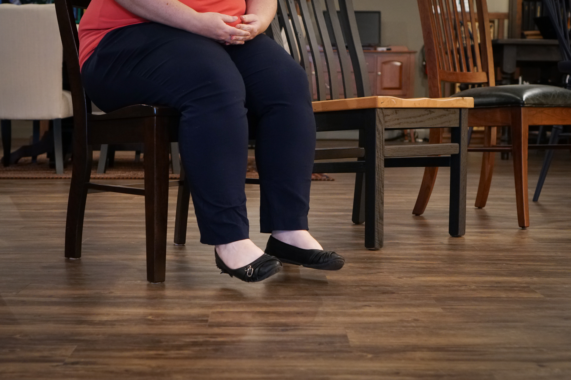 What Do DutchCrafters Chair Seats Really Feel Like? - TIMBER TO TABLE